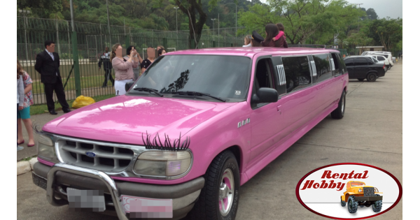 LIMOUSINE FORD EXPLORERS PINK